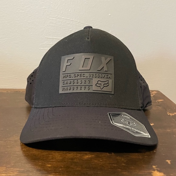 Fox | Accessories | Fox Flexfit Hat | Poshmark